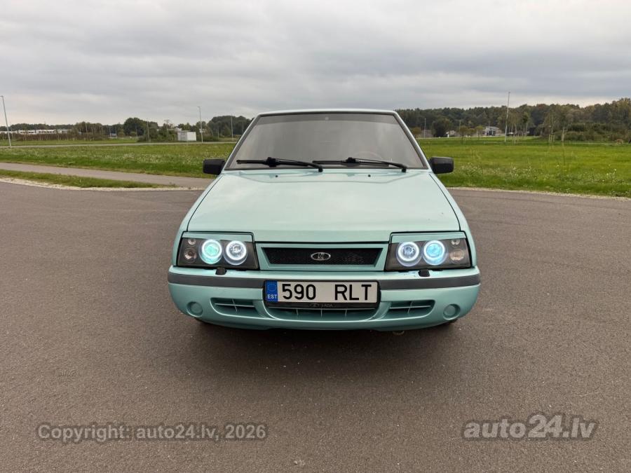 Green Lada Samara 1998 in Tallinn, with an engine capacity of 1.50 L and mileage of 97 thousand km for 2700 €, photo 14 on AUTOMOTO.COM.LV