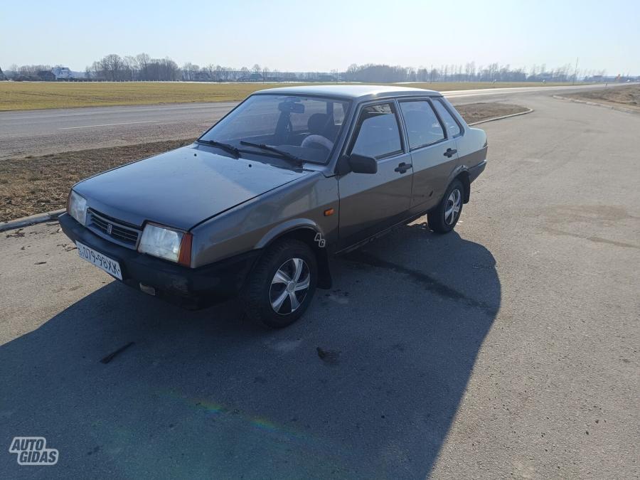 Lada Samara 1993 in Jurbarkas, with an engine capacity of 1.50 L and mileage of 34 thousand km for 700 €, photo 1 on AUTOMOTO.COM.LV