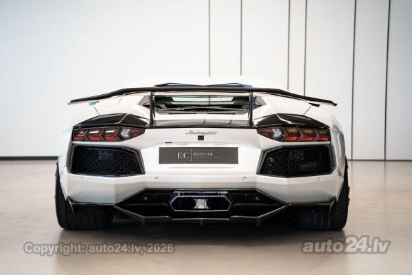 White Lamborghini Aventador 2013 in Tallinn, with an engine capacity of 6.50 L and mileage of 22 thousand km for 279000 €, photo 3 on AUTOMOTO.COM.LV