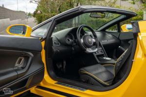 Dzeltens Lamborghini Gallardo 2007 Kauņa, ar dzinēja tilpumu 5.00 L un nobraukumu 101 tūkst. km par 79450 €, foto 26 vietnē AUTOMOTO.COM.LV