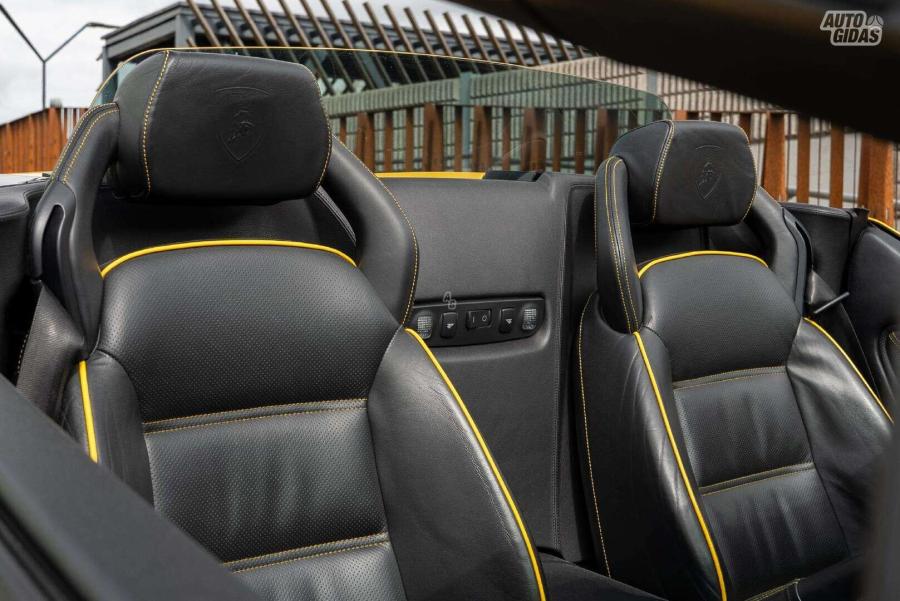 Dzeltens Lamborghini Gallardo 2007 Kauņa, ar dzinēja tilpumu 5.00 L un nobraukumu 101 tūkst. km par 79450 €, foto 33 vietnē AUTOMOTO.COM.LV