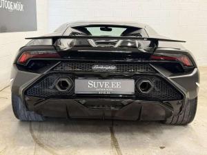 Black Lamborghini Huracan 2024 in Tallinn, with an engine capacity of 5.20 L and mileage of 4 thousand km for 324995 €, photo 8 on AUTOMOTO.COM.LV