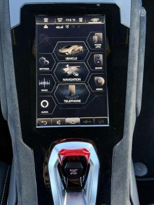 Black Lamborghini Huracan 2024 in Tallinn, with an engine capacity of 5.20 L and mileage of 4 thousand km for 324995 €, photo 18 on AUTOMOTO.COM.LV