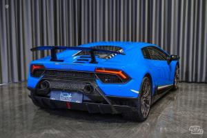Zils Lamborghini Huracan 2018 Marijampole, ar dzinēja tilpumu 5.20 L un nobraukumu 124 tūkst. km par 209950 €, foto 13 vietnē AUTOMOTO.COM.LV