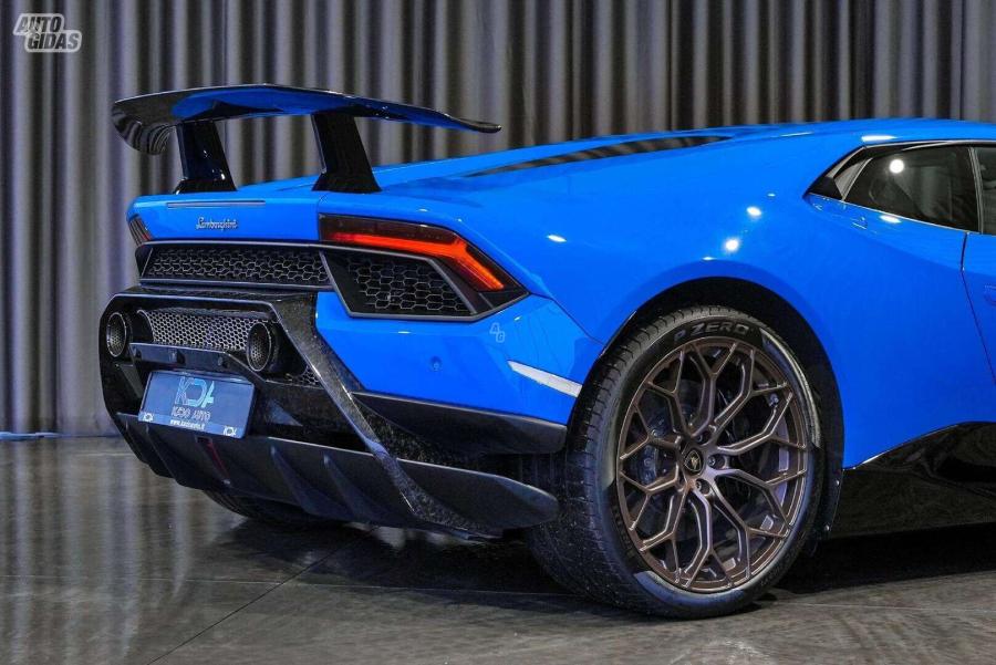 Zils Lamborghini Huracan 2018 Marijampole, ar dzinēja tilpumu 5.20 L un nobraukumu 124 tūkst. km par 209950 €, foto 15 vietnē AUTOMOTO.COM.LV