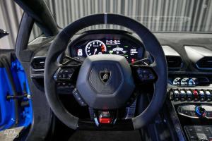 Zils Lamborghini Huracan 2018 Marijampole, ar dzinēja tilpumu 5.20 L un nobraukumu 124 tūkst. km par 209950 €, foto 25 vietnē AUTOMOTO.COM.LV