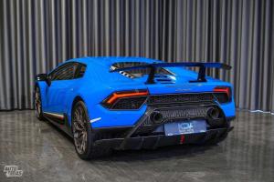 Zils Lamborghini Huracan 2018 Kauņa, ar dzinēja tilpumu 5.20 L un nobraukumu 124 tūkst. km par 209950 €, foto 12 vietnē AUTOMOTO.COM.LV