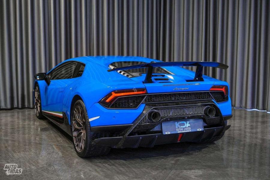Zils Lamborghini Huracan 2018 Kauņa, ar dzinēja tilpumu 5.20 L un nobraukumu 124 tūkst. km par 209950 €, foto 12 vietnē AUTOMOTO.COM.LV