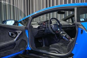 Zils Lamborghini Huracan 2018 Kauņa, ar dzinēja tilpumu 5.20 L un nobraukumu 124 tūkst. km par 209950 €, foto 19 vietnē AUTOMOTO.COM.LV