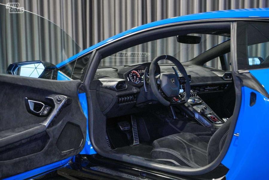 Zils Lamborghini Huracan 2018 Kauņa, ar dzinēja tilpumu 5.20 L un nobraukumu 124 tūkst. km par 209950 €, foto 19 vietnē AUTOMOTO.COM.LV
