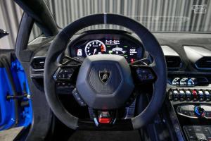 Zils Lamborghini Huracan 2018 Kauņa, ar dzinēja tilpumu 5.20 L un nobraukumu 124 tūkst. km par 209950 €, foto 26 vietnē AUTOMOTO.COM.LV