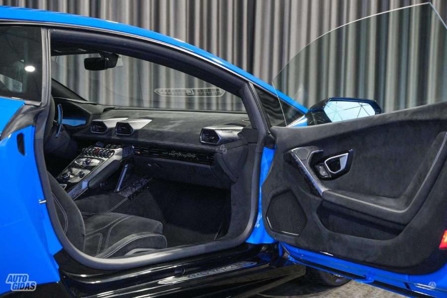 Zils Lamborghini Huracan 2018 Kauņa, ar dzinēja tilpumu 5.20 L un nobraukumu 124 tūkst. km par 209950 €, foto 36 vietnē AUTOMOTO.COM.LV