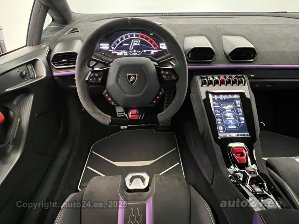 Lamborghini Huracan 2024 in Tallinn, with an engine capacity of 5.20 L and mileage of 3 thousand km for 320000 €, photo 11 on AUTOMOTO.COM.LV