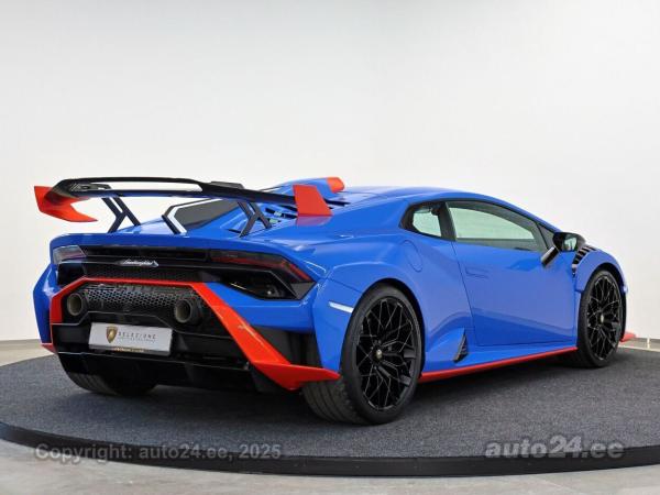 Lamborghini Huracan 2025 Tallina, ar dzinēja tilpumu 5.20 L un nobraukumu 6 tūkst. km par 349000 €, foto 2 vietnē AUTOMOTO.COM.LV