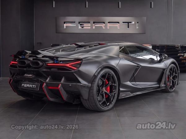 Pelēks Lamborghini Revuelto 2024 Tallina, ar dzinēja tilpumu 6.50 L un nobraukumu 1 tūkst. km par 682000 €, foto 2 vietnē AUTOMOTO.COM.LV