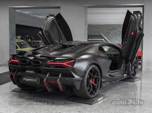 Pelēks Lamborghini Revuelto 2024 Tallina, ar dzinēja tilpumu 6.50 L un nobraukumu 1 tūkst. km par 682000 €, foto 6 vietnē AUTOMOTO.COM.LV
