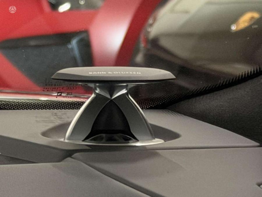 Melns Lamborghini Urus 2020 Viļņa, ar dzinēja tilpumu 4.00 L un nobraukumu 107 tūkst. km par 179990 €, foto 23 vietnē AUTOMOTO.COM.LV