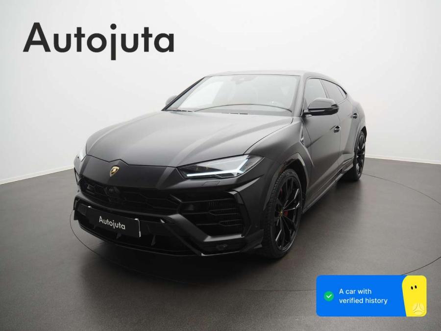 Melns Lamborghini Urus 2021 Viļņa, ar dzinēja tilpumu 4.00 L un nobraukumu 58 tūkst. km par 211000 €, foto 1 vietnē AUTOMOTO.COM.LV