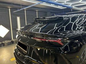 Black Lamborghini Urus 2021 in Klaipeda, with an engine capacity of 4.00 L and mileage of 41 thousand km for 225000 €, photo 13 on AUTOMOTO.COM.LV