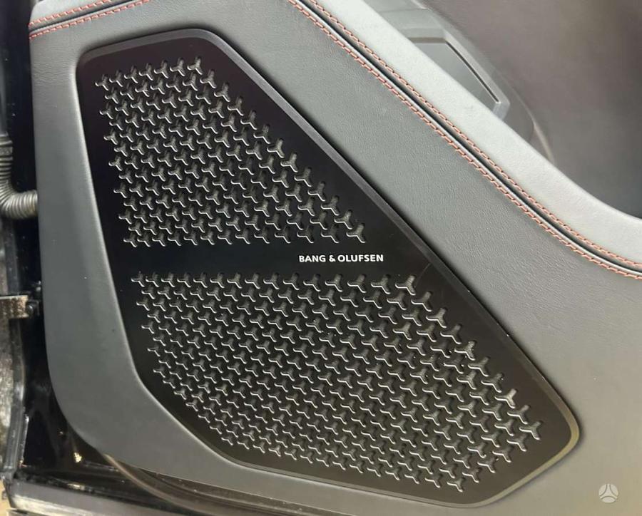 Black Lamborghini Urus 2021 in Klaipeda, with an engine capacity of 4.00 L and mileage of 41 thousand km for 225000 €, photo 22 on AUTOMOTO.COM.LV