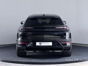 Black Lamborghini Urus 2026 in Tallinn, with an engine capacity of 4.00 L and mileage of 4 thousand km for 338520 €, photo 5 on AUTOMOTO.COM.LV