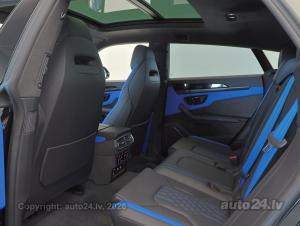 Black Lamborghini Urus 2026 in Tallinn, with an engine capacity of 4.00 L and mileage of 4 thousand km for 338520 €, photo 9 on AUTOMOTO.COM.LV