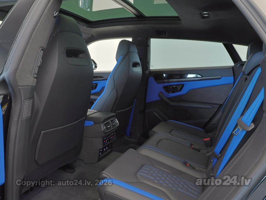 Black Lamborghini Urus 2026 in Tallinn, with an engine capacity of 4.00 L and mileage of 4 thousand km for 338520 €, photo 9 on AUTOMOTO.COM.LV