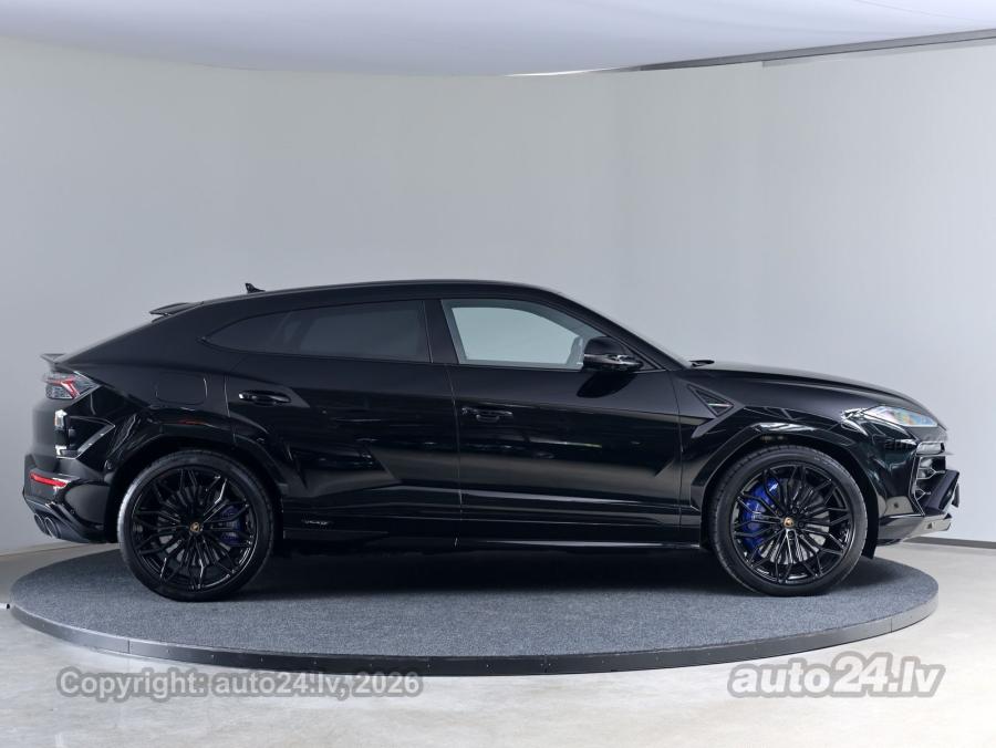 Black Lamborghini Urus 2026 in Tallinn, with an engine capacity of 4.00 L and mileage of 4 thousand km for 338520 €, photo 18 on AUTOMOTO.COM.LV