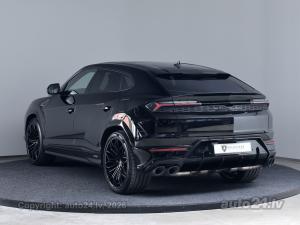 Black Lamborghini Urus 2026 in Tallinn, with an engine capacity of 4.00 L and mileage of 4 thousand km for 338520 €, photo 19 on AUTOMOTO.COM.LV