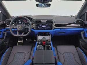 Melns Lamborghini Urus 2026 Tallina, ar dzinēja tilpumu 4.00 L un nobraukumu 4 tūkst. km par 329000 €, foto 6 vietnē AUTOMOTO.COM.LV