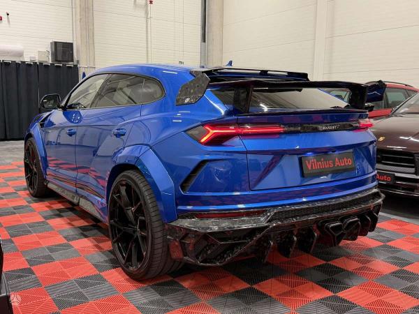 Zils Lamborghini Urus 2019 Viļņa, ar dzinēja tilpumu 4.00 L un nobraukumu 121 tūkst. km par 225000 €, foto 7 vietnē AUTOMOTO.COM.LV