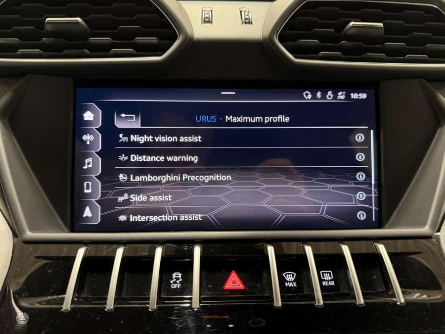 Zils Lamborghini Urus 2019 Viļņa, ar dzinēja tilpumu 4.00 L un nobraukumu 121 tūkst. km par 225000 €, foto 30 vietnē AUTOMOTO.COM.LV