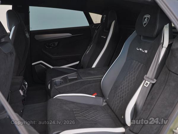 Lamborghini Urus 2024 Tallina, ar dzinēja tilpumu 4.00 L un nobraukumu 39 tūkst. km par 334800 €, foto 8 vietnē AUTOMOTO.COM.LV