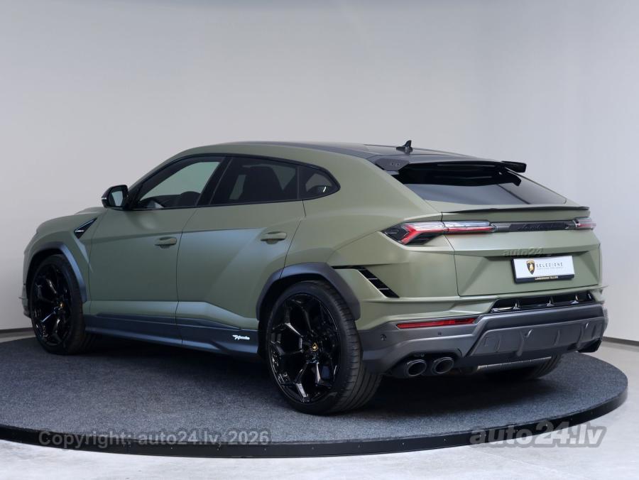Lamborghini Urus 2024 Tallina, ar dzinēja tilpumu 4.00 L un nobraukumu 39 tūkst. km par 334800 €, foto 20 vietnē AUTOMOTO.COM.LV