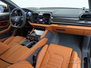 Lamborghini Urus 2026 in Tallinn, with an engine capacity of 4.00 L and mileage of 0 thousand km for 356735 €, photo 18 on AUTOMOTO.COM.LV