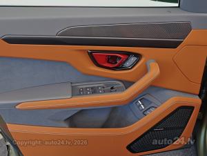 Lamborghini Urus 2026 in Tallinn, with an engine capacity of 4.00 L and mileage of 0 thousand km for 356735 €, photo 19 on AUTOMOTO.COM.LV