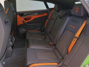 Zaļš Lamborghini Urus 2024 Tallina, ar dzinēja tilpumu 4.00 L un nobraukumu 0 tūkst. km par 305000 €, foto 11 vietnē AUTOMOTO.COM.LV