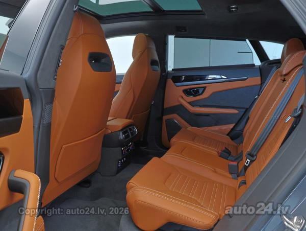 Grey Lamborghini Urus 2026 in Tallinn, with an engine capacity of 4.00 L and mileage of 0 thousand km for 345960 €, photo 8 on AUTOMOTO.COM.LV