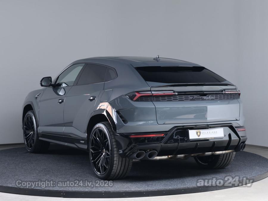 Grey Lamborghini Urus 2026 in Tallinn, with an engine capacity of 4.00 L and mileage of 0 thousand km for 345960 €, photo 21 on AUTOMOTO.COM.LV