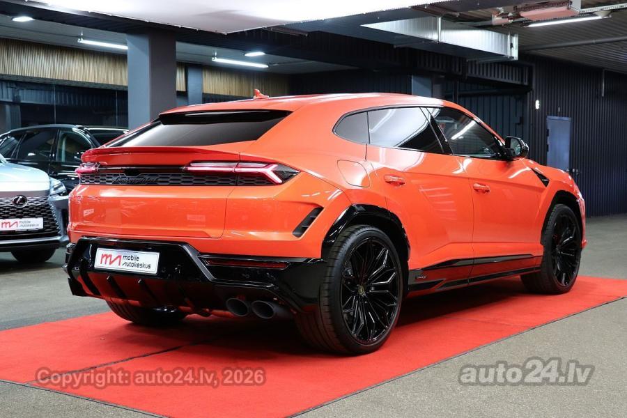 Orange Lamborghini Urus 2026 in Tallinn, with an engine capacity of 4.00 L and mileage of 38 thousand km for 375000 €, photo 3 on AUTOMOTO.COM.LV
