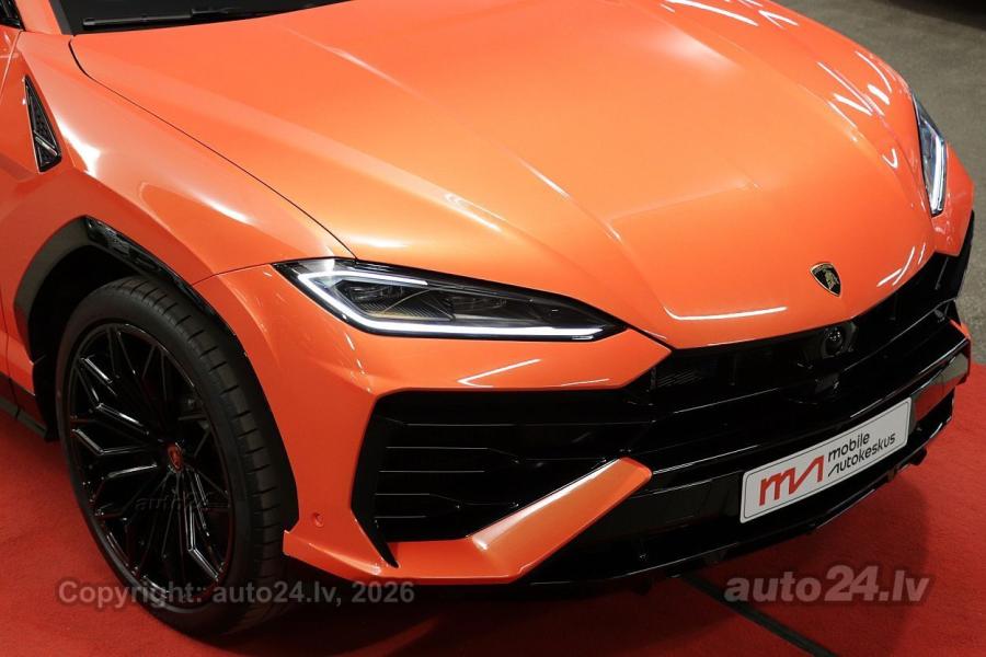 Orange Lamborghini Urus 2026 in Tallinn, with an engine capacity of 4.00 L and mileage of 38 thousand km for 375000 €, photo 5 on AUTOMOTO.COM.LV