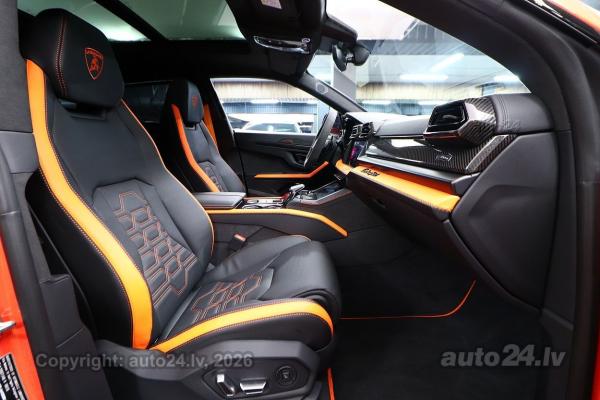 Orange Lamborghini Urus 2026 in Tallinn, with an engine capacity of 4.00 L and mileage of 38 thousand km for 375000 €, photo 9 on AUTOMOTO.COM.LV