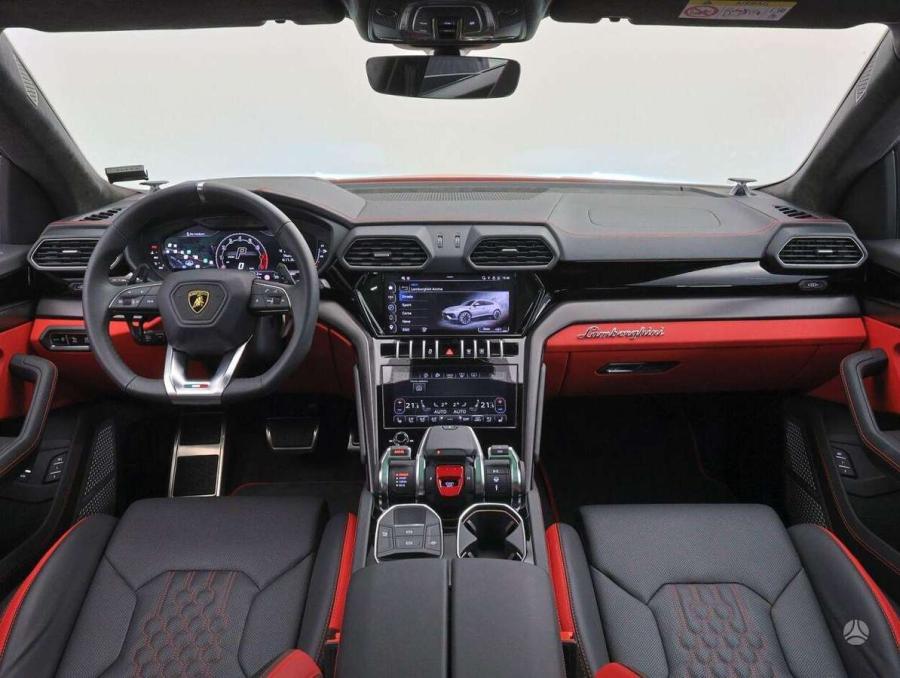 Oranžs Lamborghini Urus 2025 Tallina, ar dzinēja tilpumu 4.00 L un nobraukumu 6 tūkst. km par 330000 €, foto 6 vietnē AUTOMOTO.COM.LV