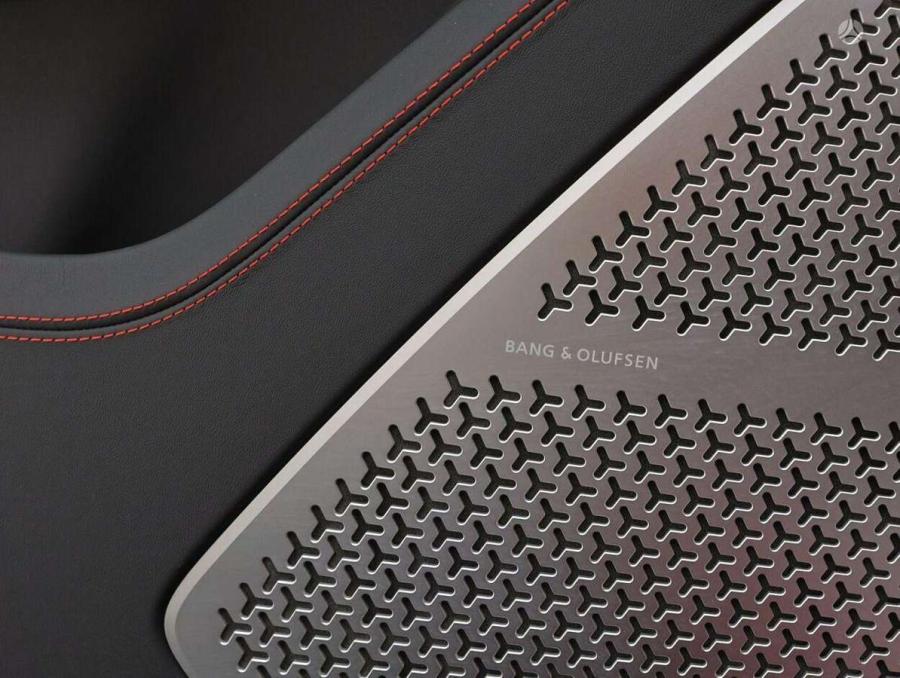 Oranžs Lamborghini Urus 2025 Tallina, ar dzinēja tilpumu 4.00 L un nobraukumu 6 tūkst. km par 330000 €, foto 15 vietnē AUTOMOTO.COM.LV