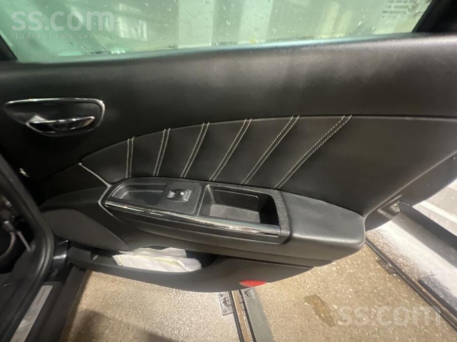 Black Lancia Delta 2010 in Riga, with an engine capacity of 1.90 L and mileage of 244 thousand km for 2900 €, photo 18 on AUTOMOTO.COM.LV