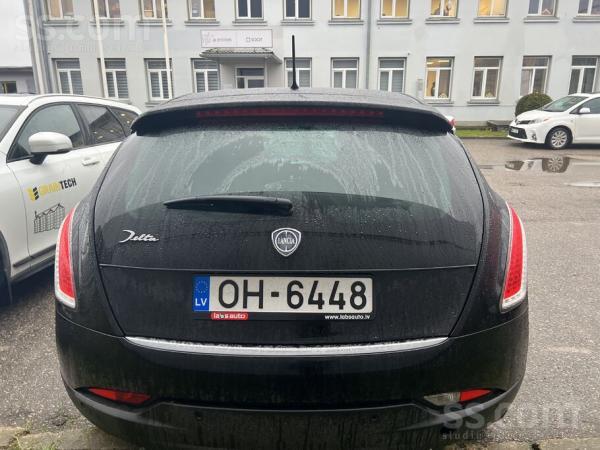 Melns Lancia Delta 2010 Rīga, ar dzinēja tilpumu 1.90 L un nobraukumu 244 tūkst. km par 2770 €, foto 5 vietnē AUTOMOTO.COM.LV