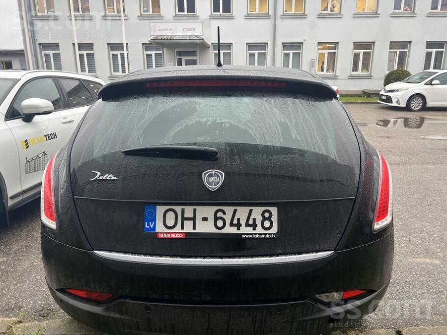 Melns Lancia Delta 2010 Rīga, ar dzinēja tilpumu 1.90 L un nobraukumu 244 tūkst. km par 2770 €, foto 6 vietnē AUTOMOTO.COM.LV