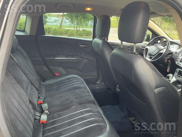 Melns Lancia Delta 2010 Liepāja, ar dzinēja tilpumu 1.60 L un nobraukumu 218 tūkst. km par 3300 €, foto 9 vietnē AUTOMOTO.COM.LV