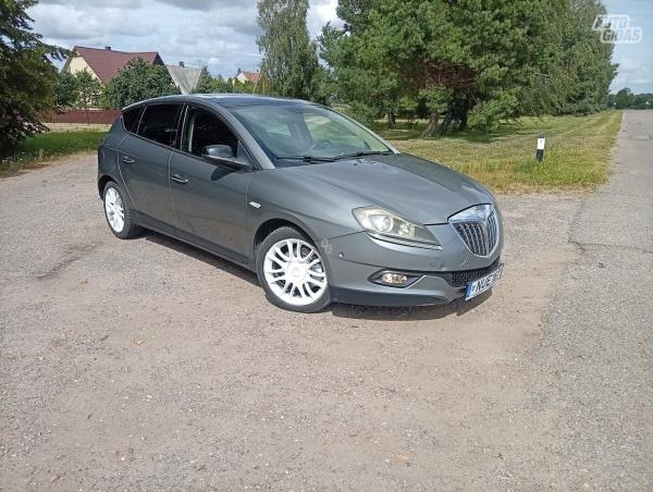 Pelēks Lancia Delta 2009 Vilkaviškis, ar dzinēja tilpumu 2.00 L un nobraukumu 314 tūkst. km par 1200 €, foto 1 vietnē AUTOMOTO.COM.LV