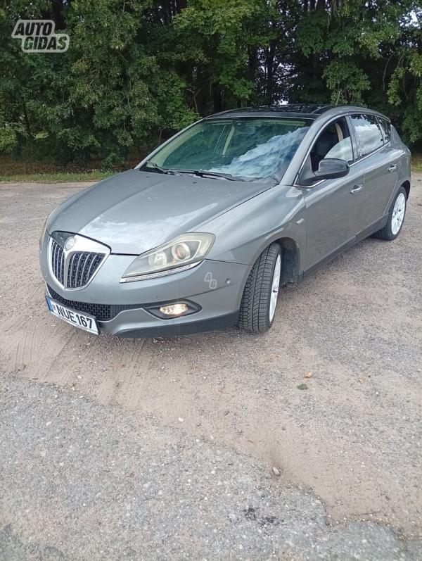 Pelēks Lancia Delta 2009 Vilkaviškis, ar dzinēja tilpumu 2.00 L un nobraukumu 314 tūkst. km par 1200 €, foto 6 vietnē AUTOMOTO.COM.LV